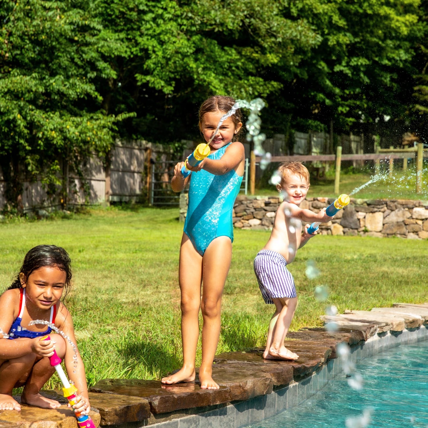 Magenta Plastic Water Cannons